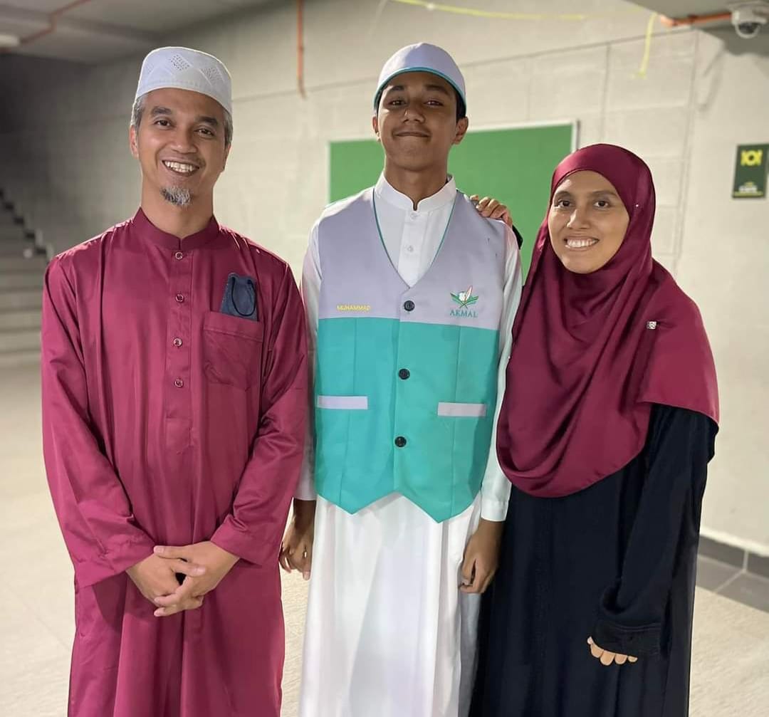 MUHAMMAD BUAT KEJUTAN LAGI, HAFIZ 30 JUZUK DALAM TEMPOH 113 HARI DAN ...